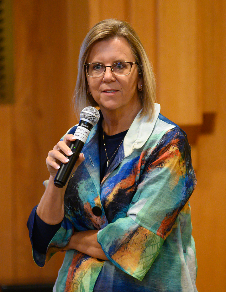 Julie Krull, Ph.D. – Supporting Leaders Influencing Change
